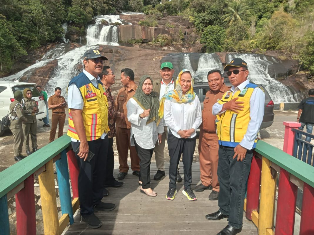 Tahun 2024, Cen Sui Lan Bantu Tangani Banjir Anambas dan Dorong Program ... Tahun 2024, Cen Sui Lan Bantu Tangani Banjir Anambas dan Dorong Program ...
